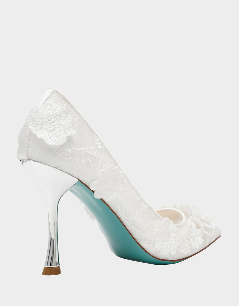 AIMEY Ivory Pointed-Toe Stiletto Pump Heel | Women's Heels – Betsey Johnson