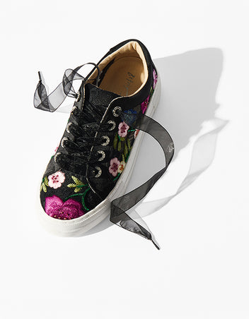 JAYLA BLACK MULTI FLORAL Platform Low-Top Lace-Up Sneaker | Women's ...